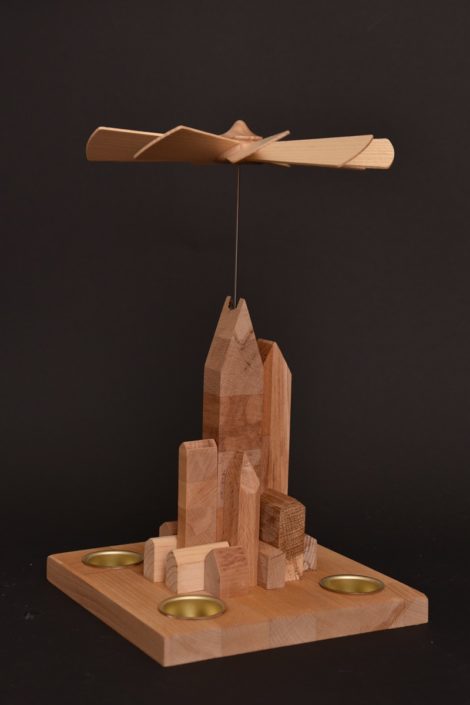 Moderne Weihnachtspyramiden. Unikate aus Leipzig.